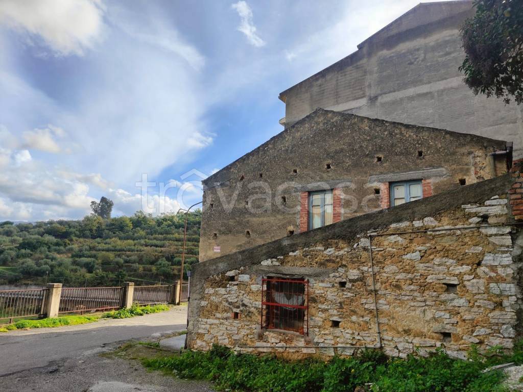 Casa Indipendente in in vendita da privato a Furnari via Silva