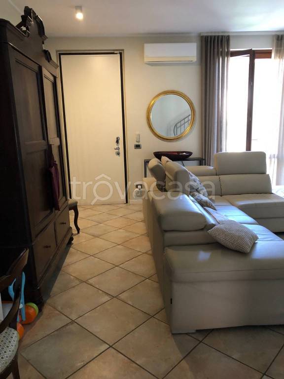 Villa a Schiera in in vendita da privato a Castelverde via Fratelli Rosselli