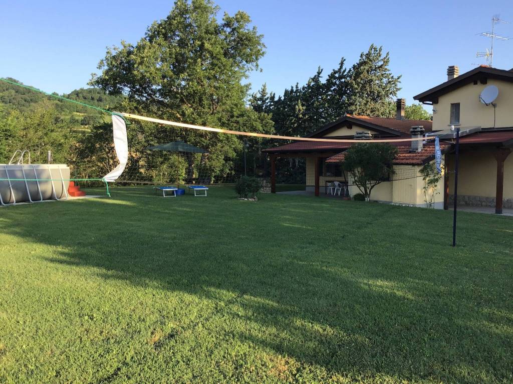Villa in in vendita da privato a Castel San Pietro Terme via Giuseppe Tanari, 11387
