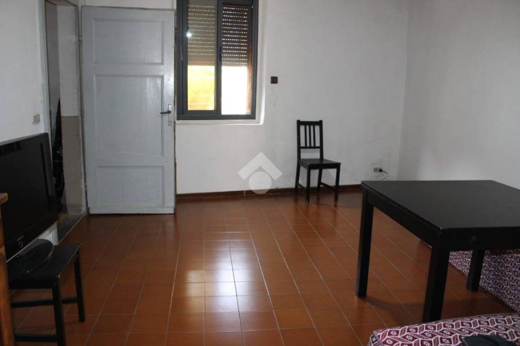 Colonica in vendita a Chiesina Uzzanese via roma