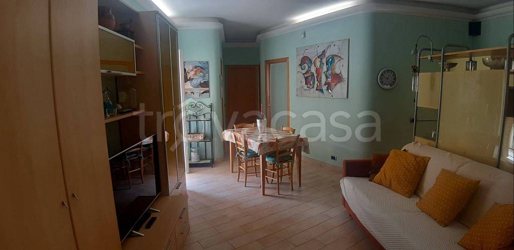 Appartamento in in vendita da privato a Margherita di Savoia via Gargano, 5