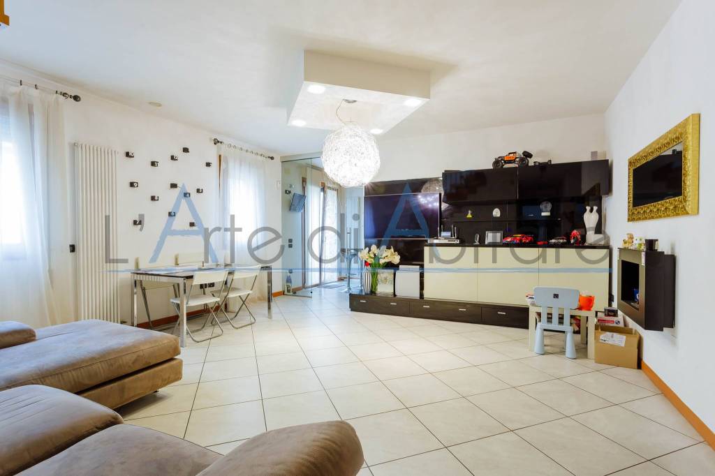 Appartamento in vendita a Codevigo via Vallona