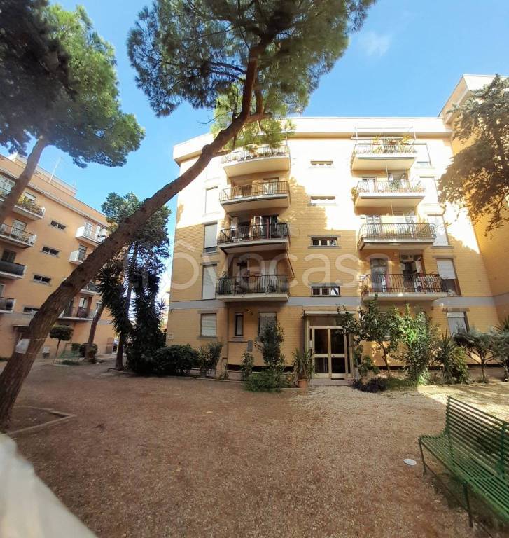 Appartamento in vendita a Civitavecchia via Apollodoro, 79