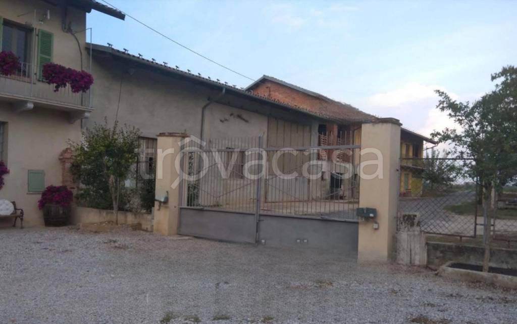Casa Indipendente all'asta a Cherasco via Piana