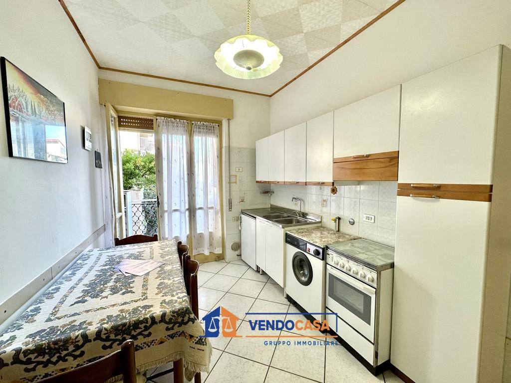 Appartamento in vendita a Borghetto Santo Spirito via Villaggio Torino, 1