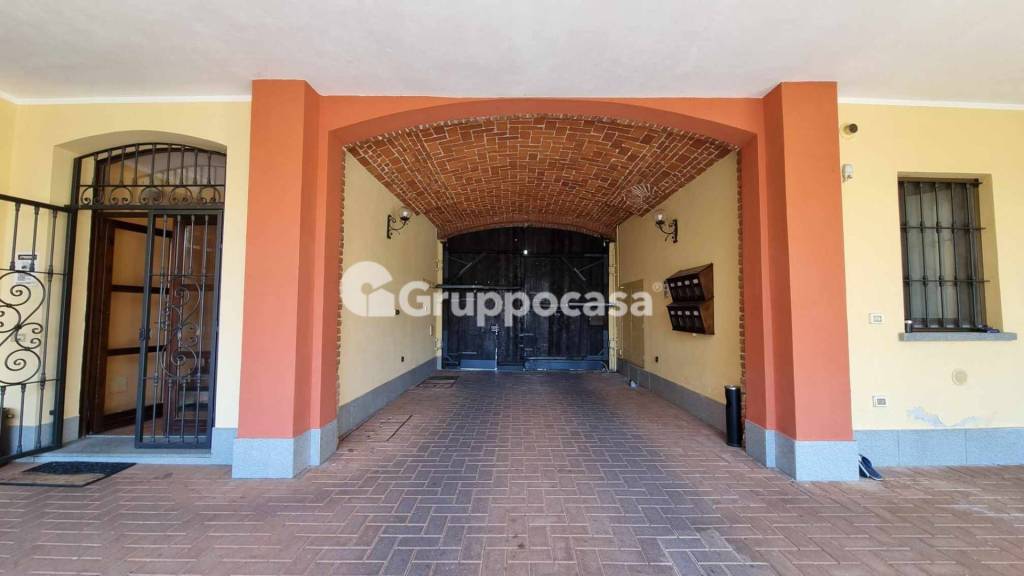 Appartamento in vendita a Trecate via Mameli, 7