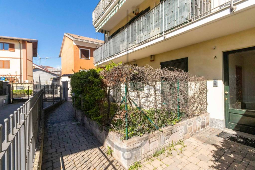 Appartamento in vendita a Beinasco via Leonardo da Vinci, 28