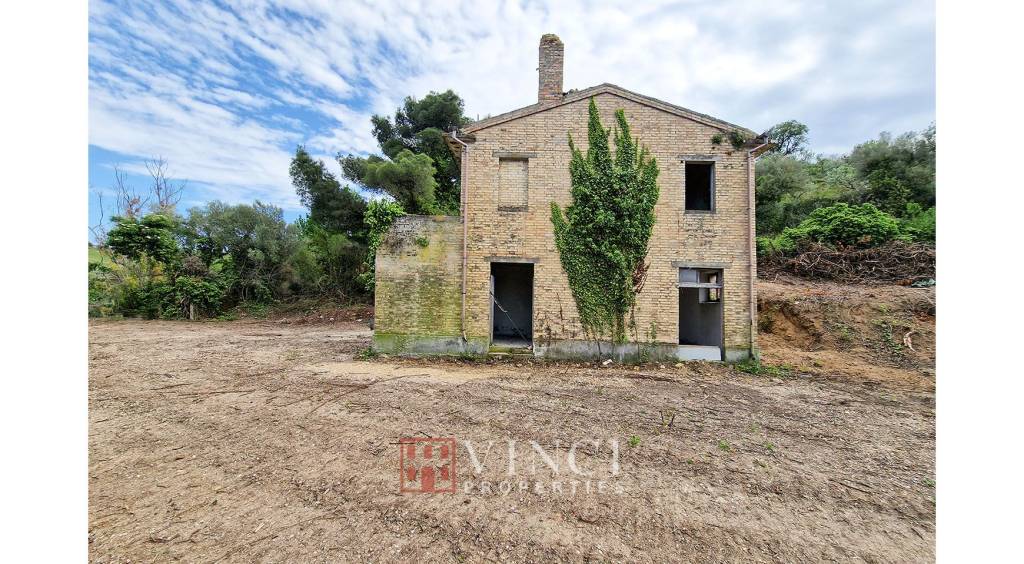Casale in vendita a San Benedetto del Tronto