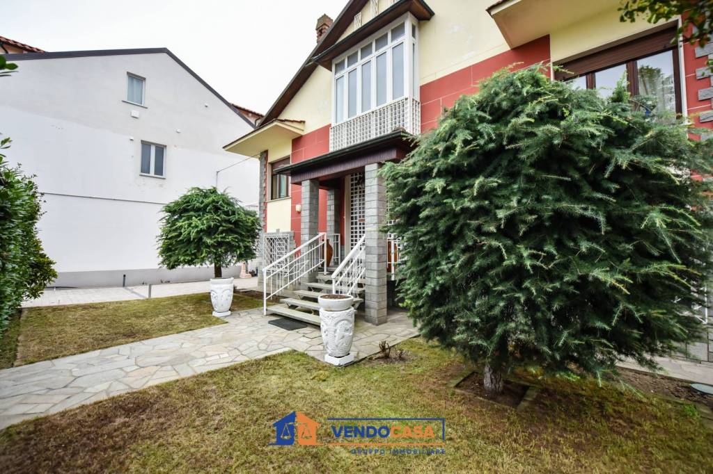 Villa in vendita a Carmagnola via del Porto, 85