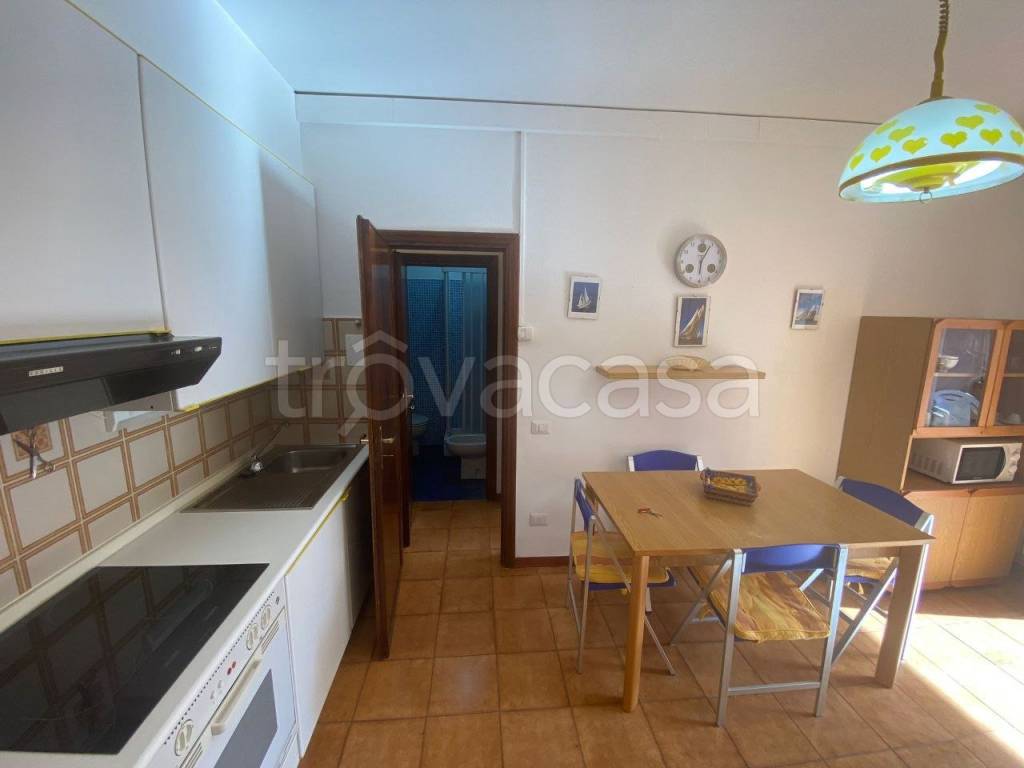 Appartamento in vendita a Loano viale Enrico Toti