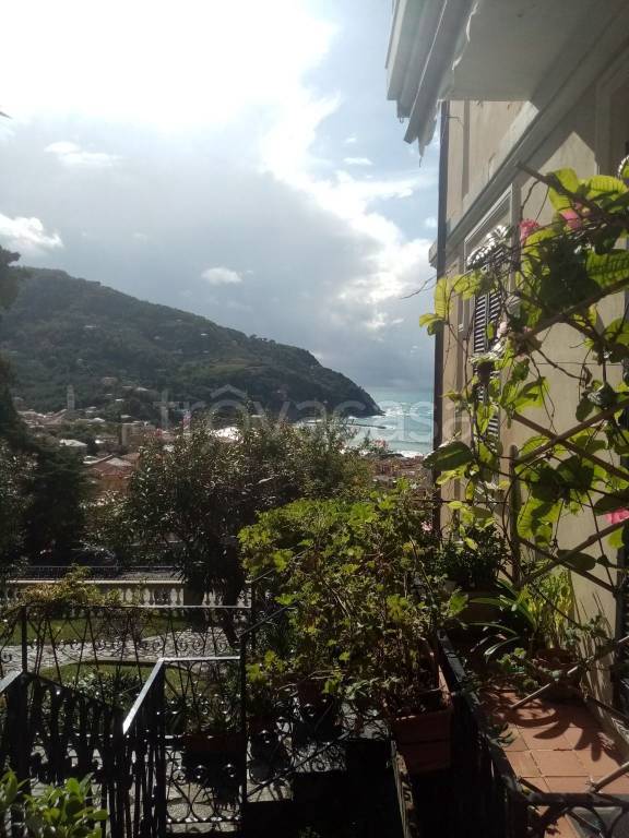 Appartamento in vendita a Levanto via Trento e Trieste, 40