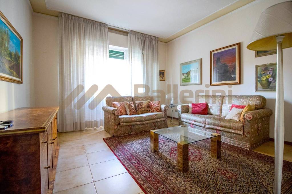 Appartamento in vendita a Sesto Fiorentino via Vincenzo Bellini