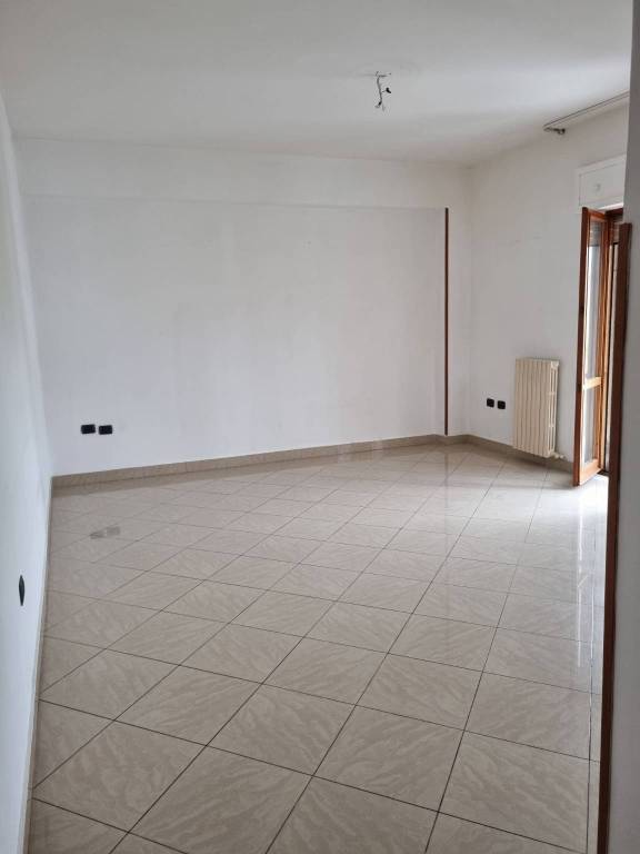 Appartamento in in vendita da privato a Crotone via Saffo