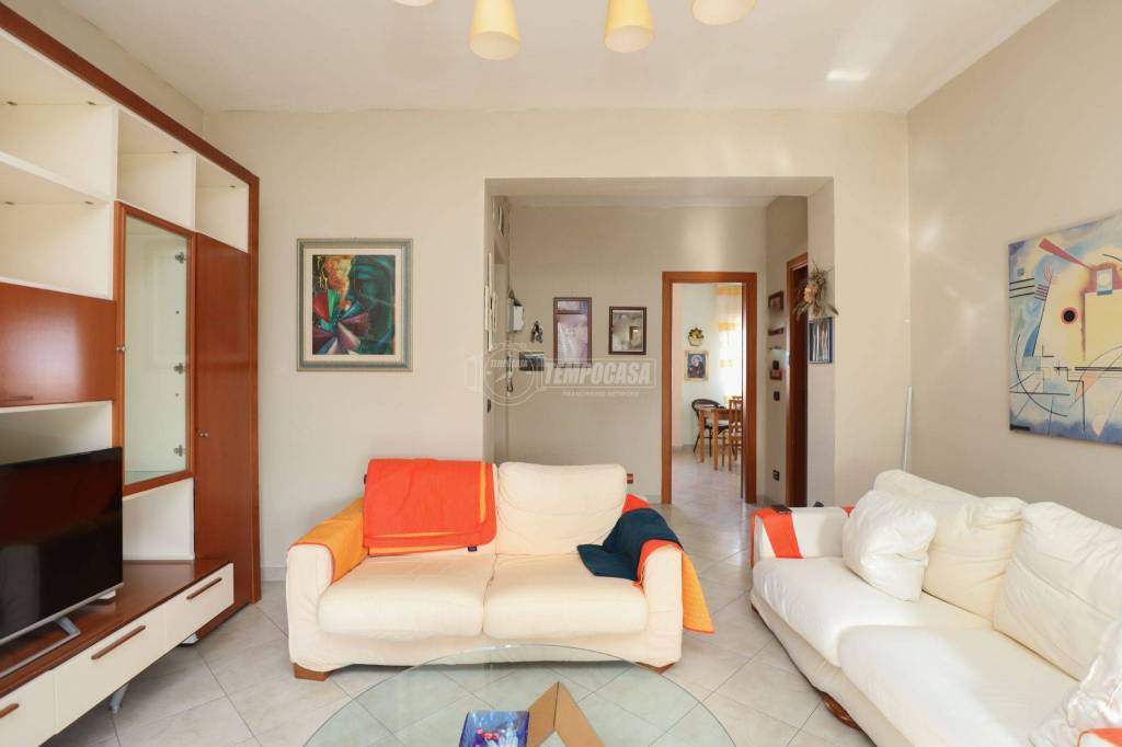 Appartamento in vendita ad Aversa via Isonzo 36