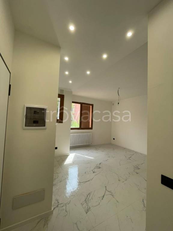 Appartamento in vendita a Carpi via Fratelli Cervi