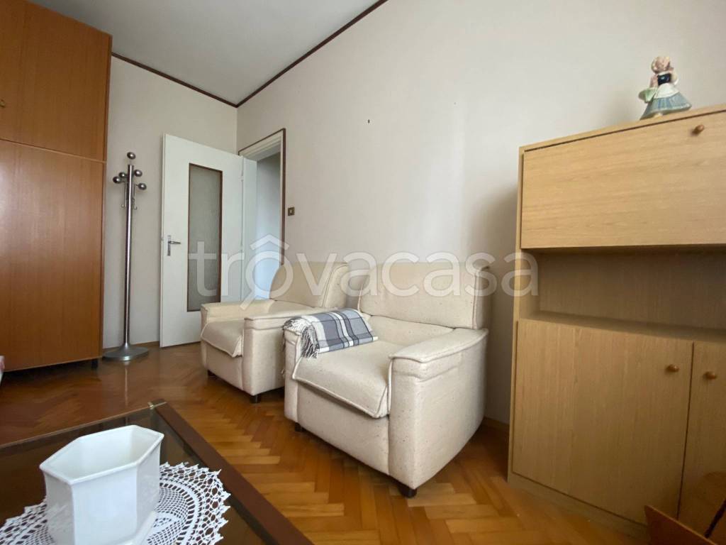 Appartamento in in vendita da privato a Trieste via Adolfo Levier, 1