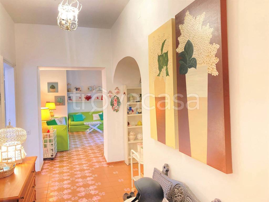 Appartamento in vendita a Ischia via delle Ginestre, 23