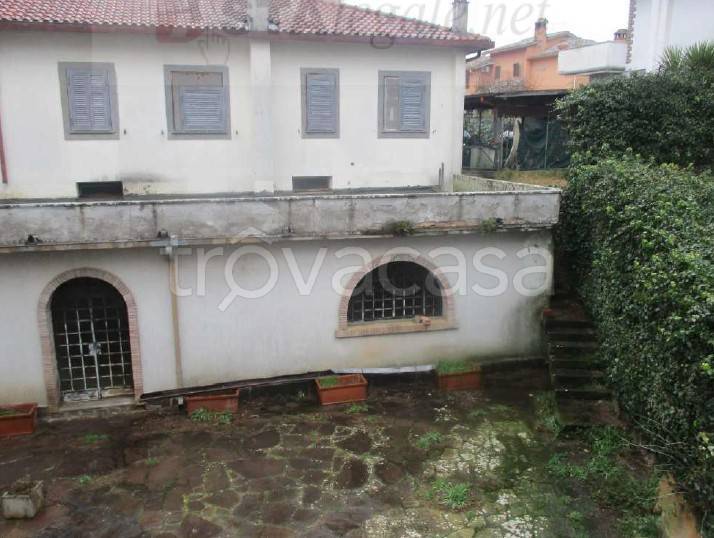 Appartamento all'asta a Sutri via di Sant'Antonio Abate, 45