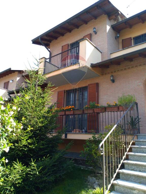 Villa in vendita a Linarolo via allende, 20