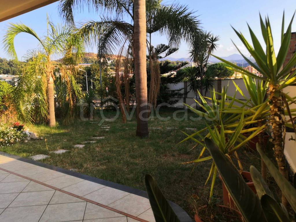 Villa in in vendita da privato a Villafranca Tirrena via Salvatore Quasimodo