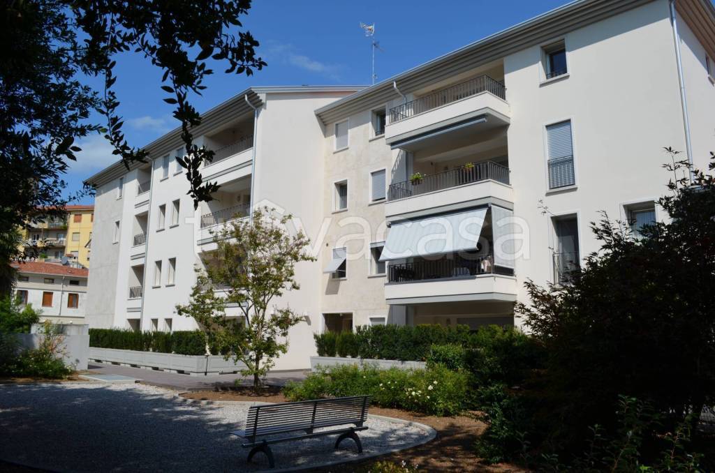 Appartamento in vendita a Gorizia via maniacco, 3