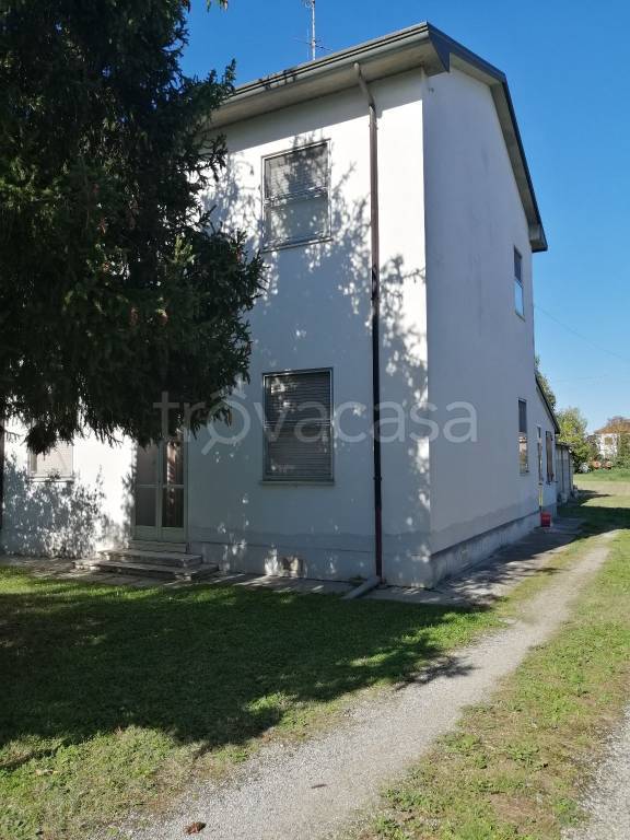Casa Indipendente in in vendita da privato a Ravenna via Becchi Tognini Est, 15