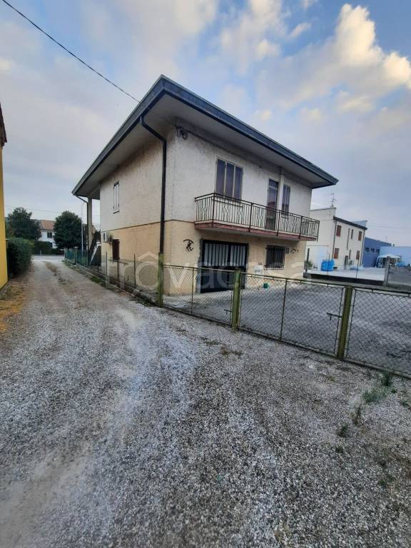 Villa in in vendita da privato a Minerbe via Santa Croce, 44
