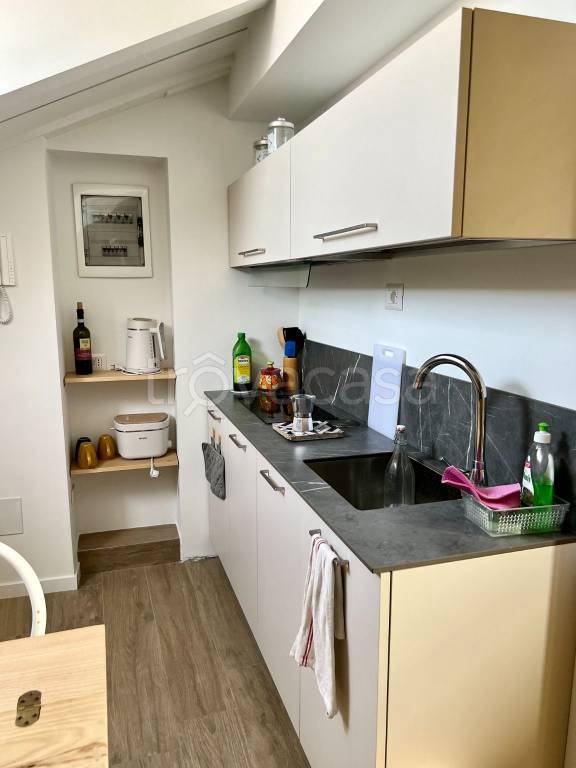 Appartamento in vendita a Milano corso di Porta Ticinese, 70