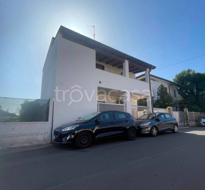 Appartamento in vendita a Canegrate via San Giovanni Bosco, 4