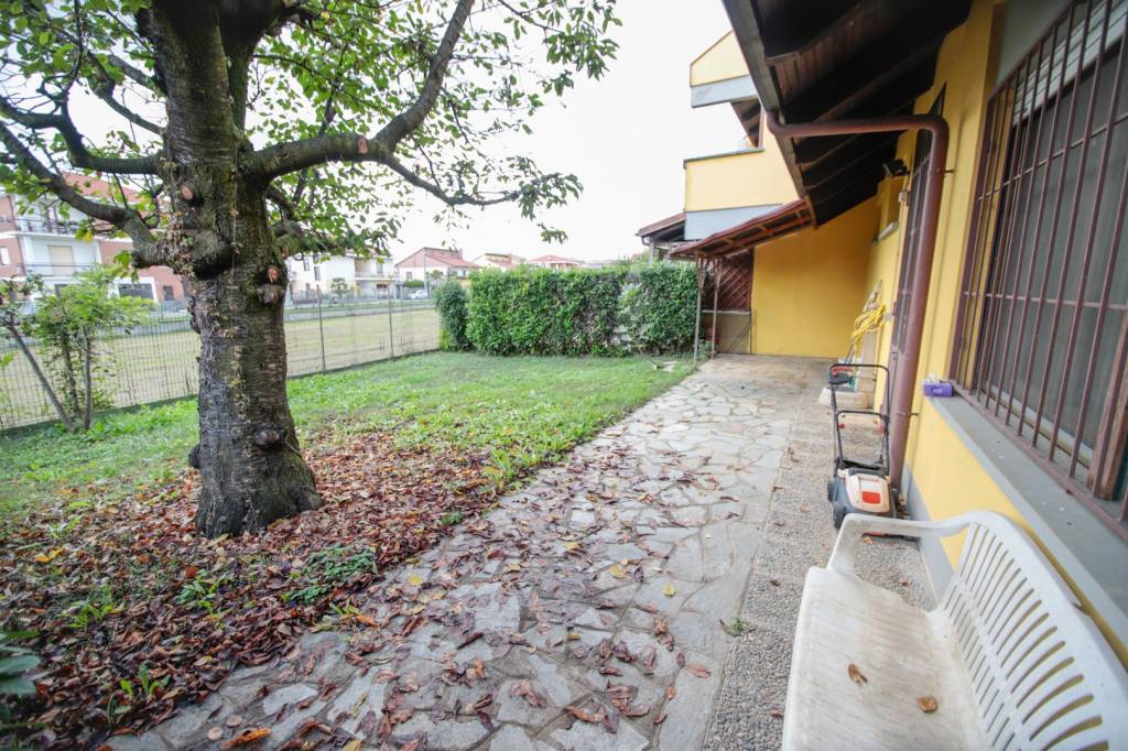 Villa a Schiera in vendita a San Benigno Canavese via Adriano Olivetti