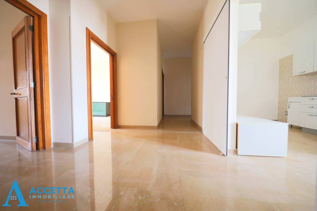 Appartamento in vendita a Taranto via Angelo Berardi, 62