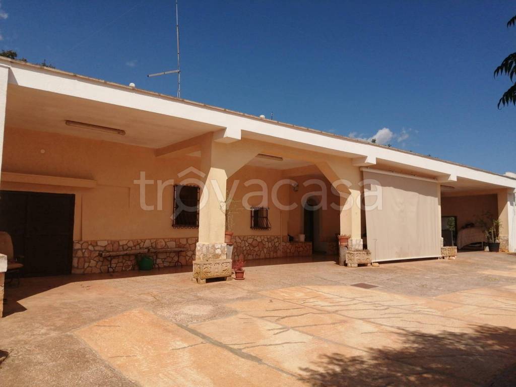 Villa in vendita a Ceglie Messapica sp65
