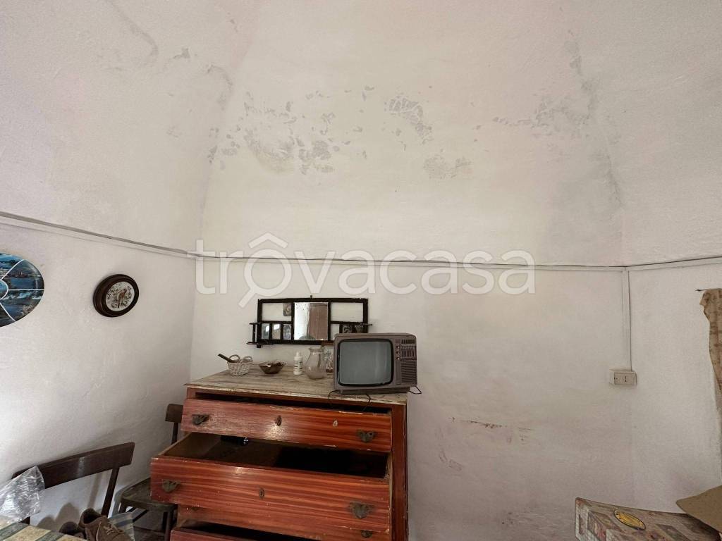 Trullo in vendita a San Michele Salentino contrada Angeluzzi