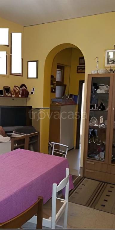 Appartamento all'asta ad Acquaviva delle Fonti via Antonio De Marinis, 72