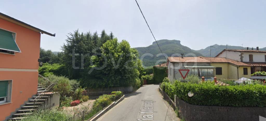 Appartamento all'asta a Barga via mencagli