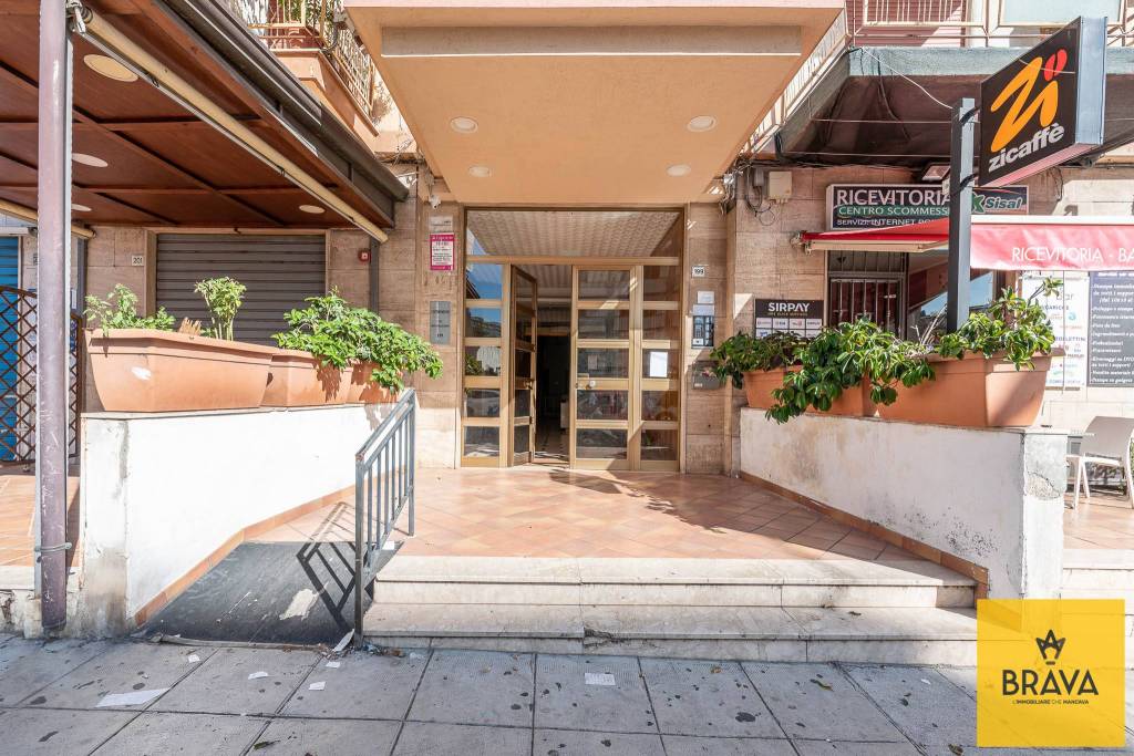 Appartamento in vendita a Palermo via Montepellegrino