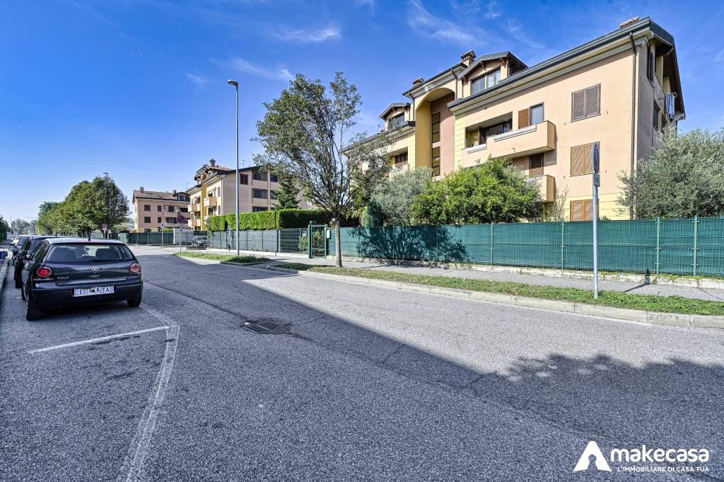 Appartamento in vendita a Sordio via Roncolo, 7