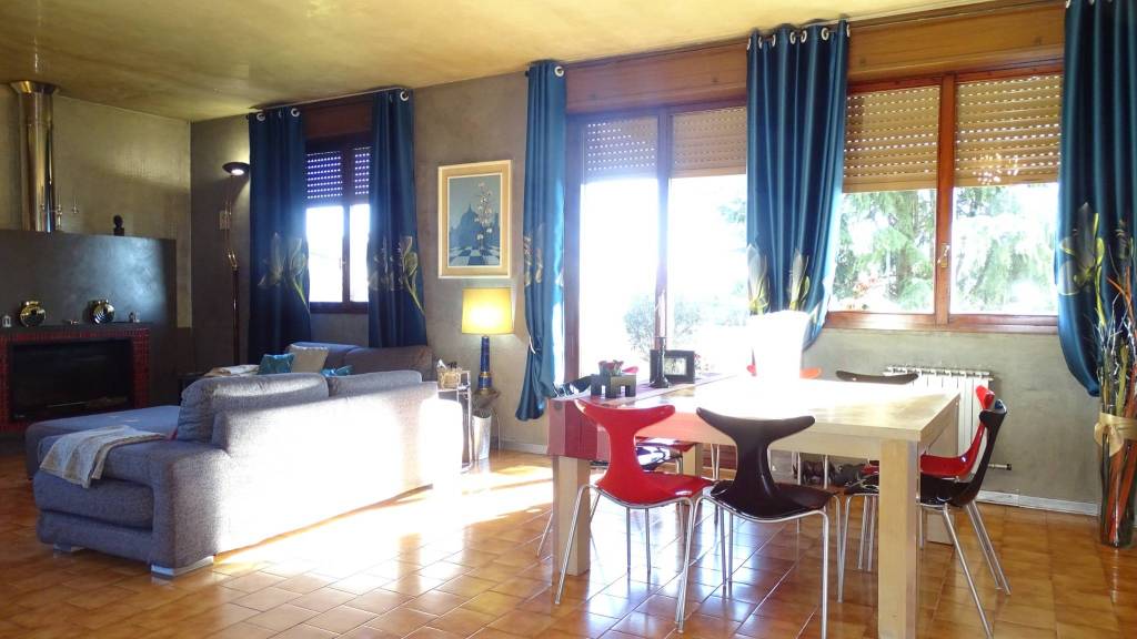 Appartamento in vendita a Cesano Maderno via Giovanni de' Medici