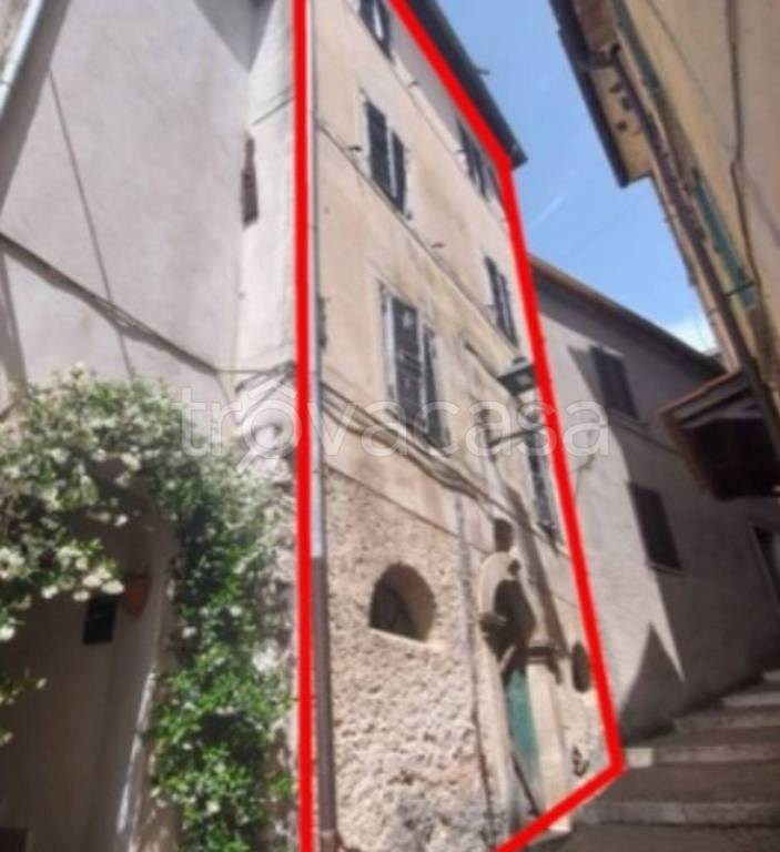 Casa Indipendente all'asta a Trivigliano via Vittorio Emanuele, 5