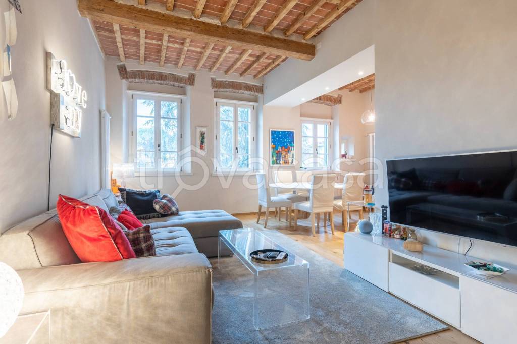 Appartamento in vendita a Lucca via Michele Rosi