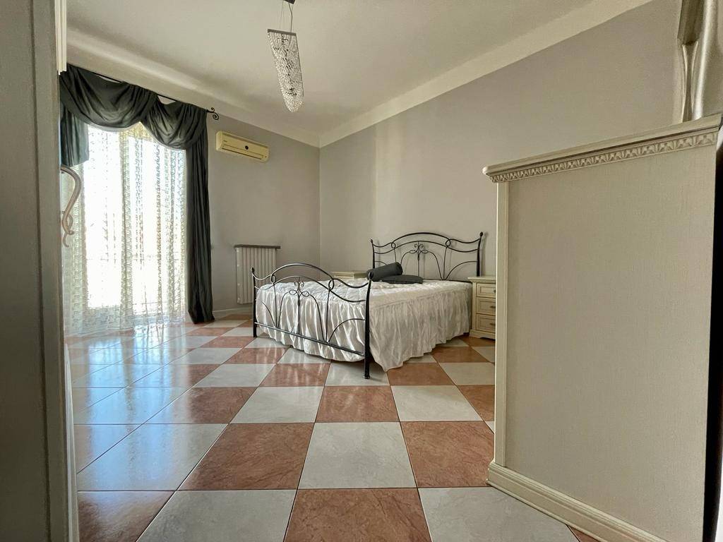 Appartamento in vendita a Taranto via Felice Cavallotti, 109