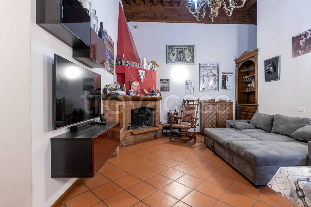 Appartamento in vendita a Lucca via Fillungo, 49