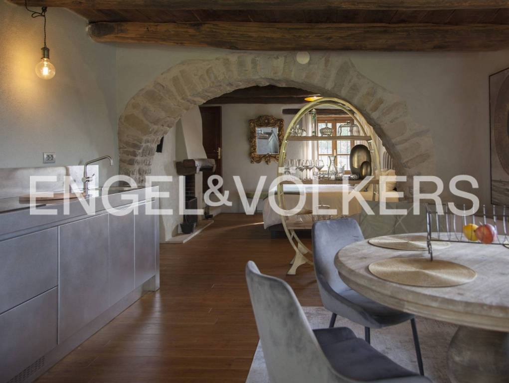 Villa in vendita a Bossolasco località giordani-binelli