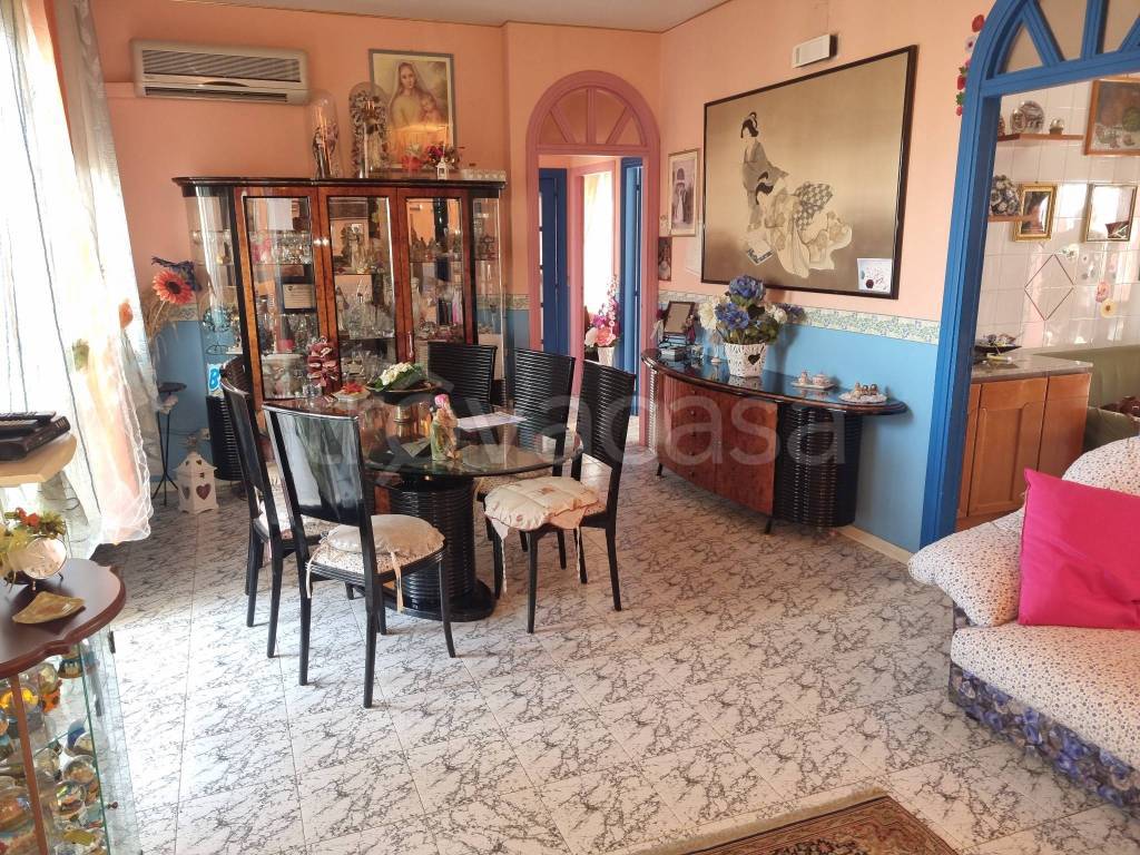 Attico in vendita a Foggia via Michele Menichella, 4