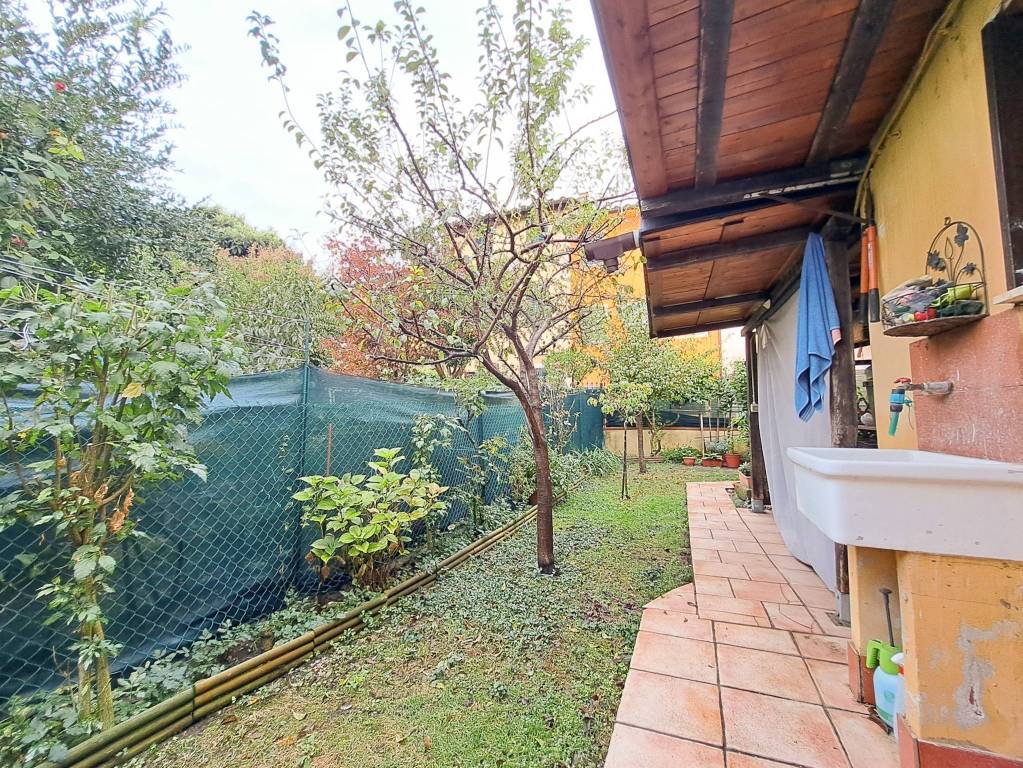 Casa Indipendente in vendita a Lucca via San Filippo, 640D