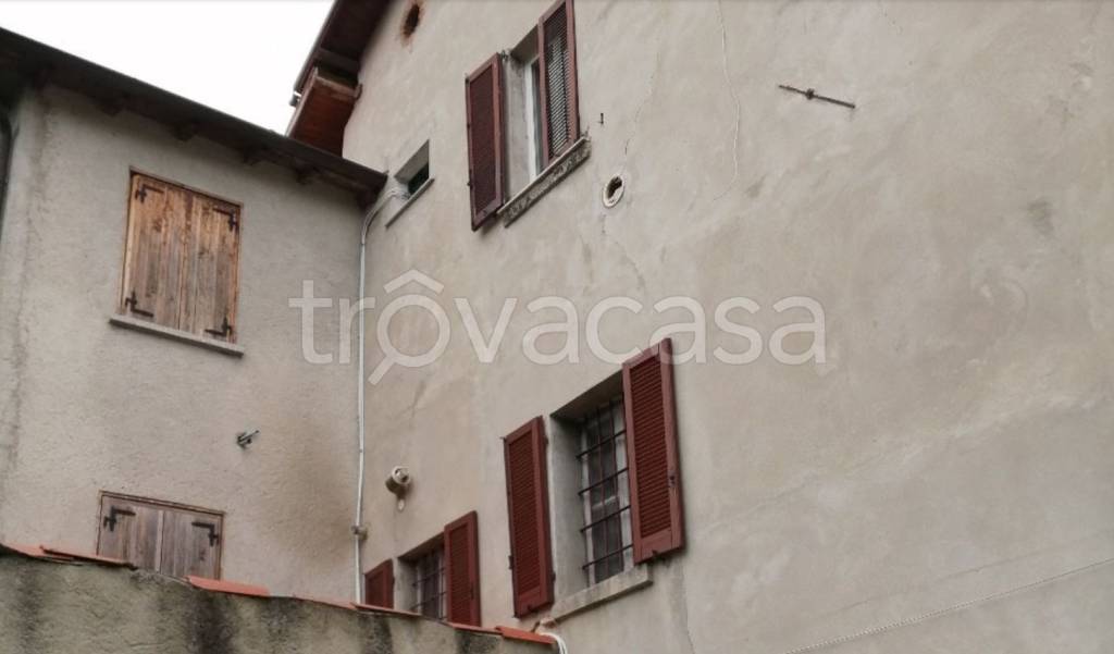 Appartamento all'asta a Costa Masnaga via Giacomo Puccini