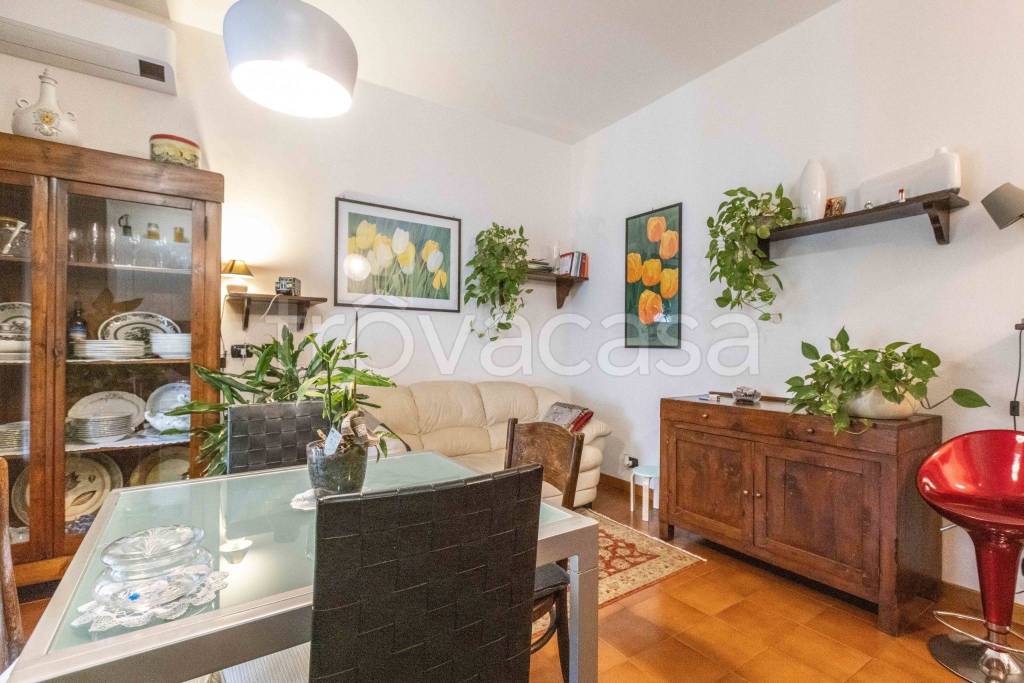 Appartamento in vendita a Bologna via Stefano Gobatti