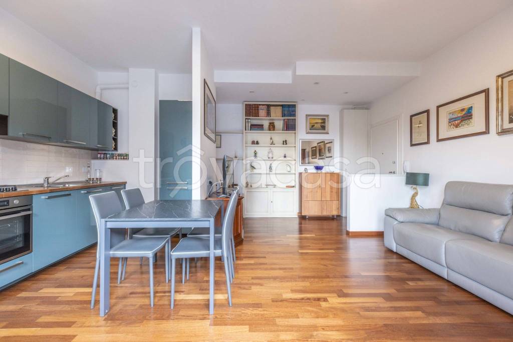 Appartamento in vendita a Bologna via Giuseppe Massarenti, 223