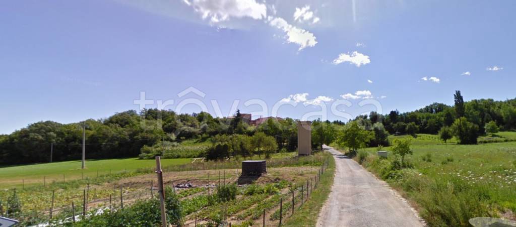 Appartamento all'asta a Poggio San Vicino località Cerqueto