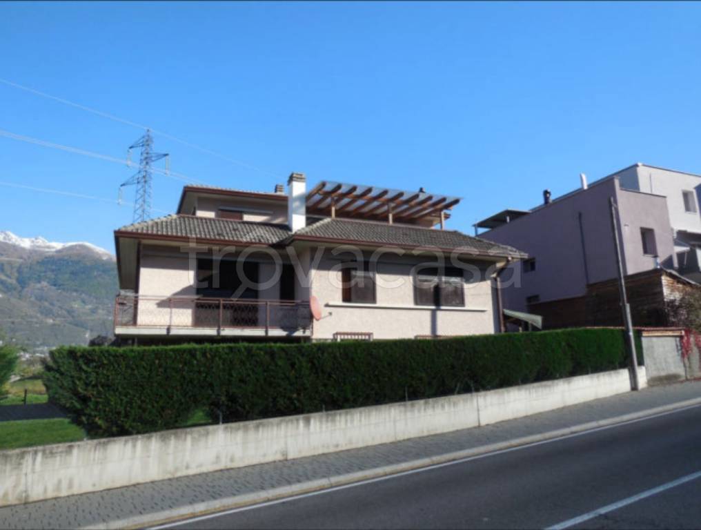 Appartamento all'asta ad Albosaggia via Moia